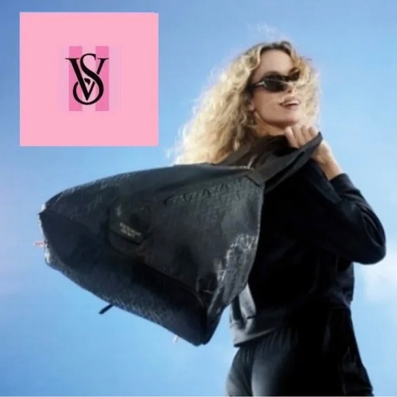 Victoria's Secret | Bags | Victorias Secret Lightweight Overnight ...